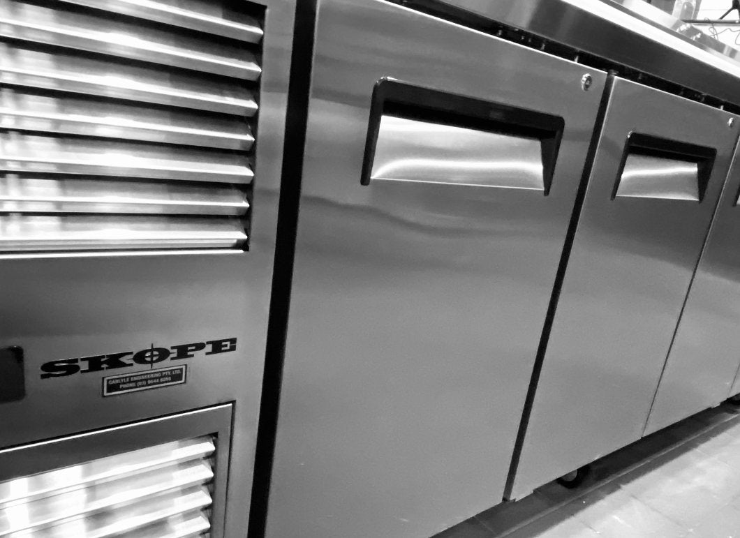 SKOPE ReFlex 3 Solid Door Underbench Freezer - RF7.UBF.3.SD – Carlyle ...